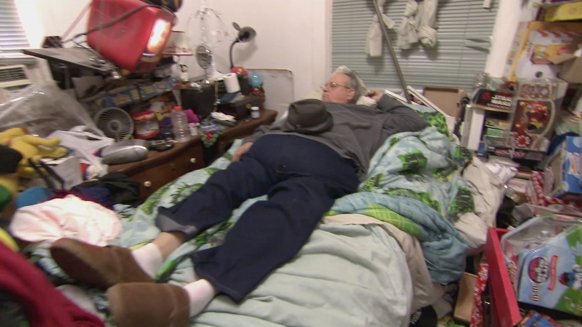 15 Things About A&E's Hoarders Most People Don't Know