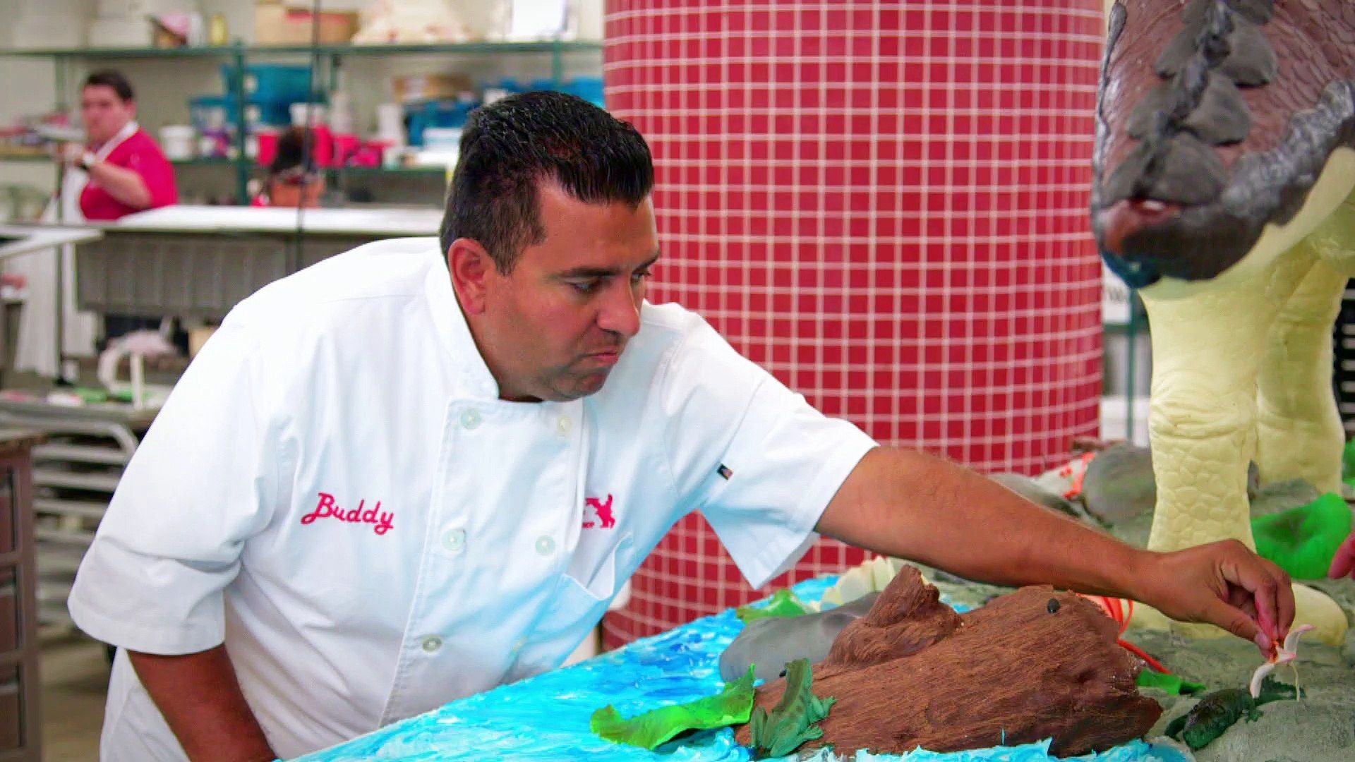 15 Surprising Facts From The Set Of TLC's Cake Boss