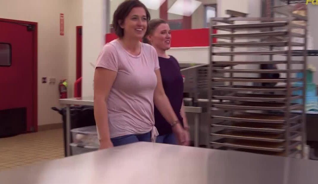 15 Surprising Facts From The Set Of TLC's Cake Boss