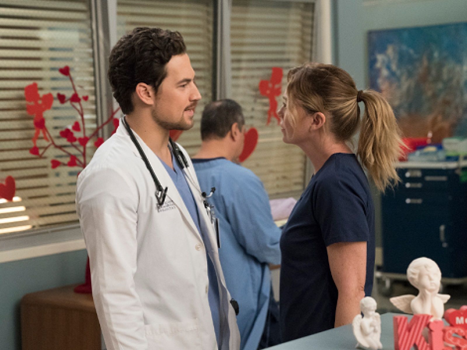 A Look At Meredith Grey's Relationship Timelines, In 20 Photos