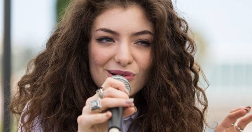 Lorde Hated The Song That Made Her Famous So Much That It Almost Didn't ...
