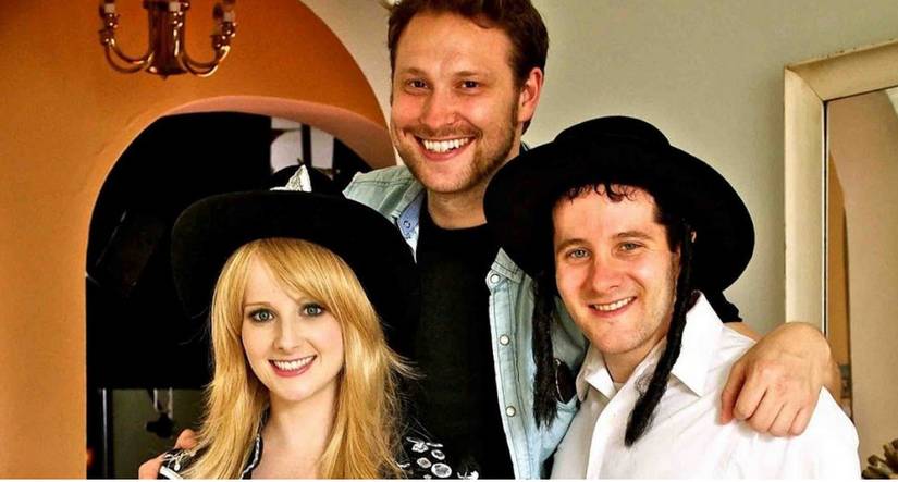 10 Real Life Partners Of The Cast Of 'The Big Bang Theory'