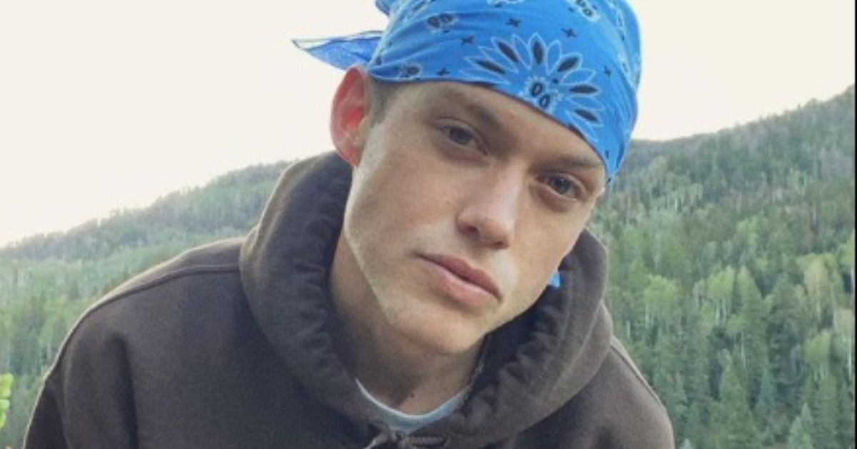 Who Is Singer Harry Hudson, And How Much Is He Worth?