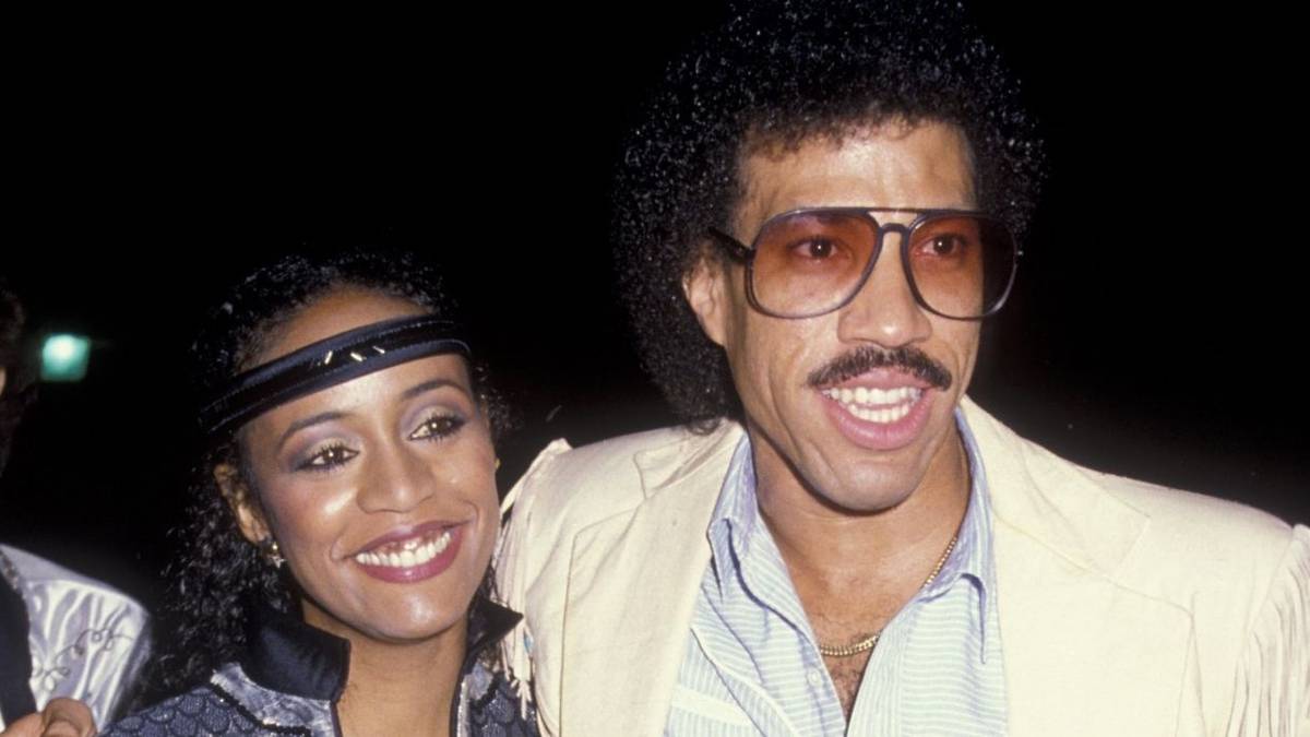 Who Is Lionel Richie's Ex-Wife Brenda Harvey-Richie?