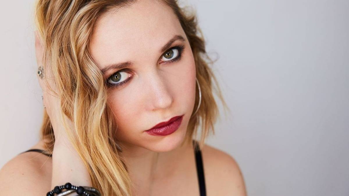 Julia Stiles Has An Actress Sister: Who Is Jane Stiles?