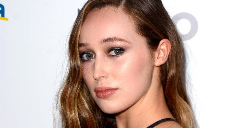 Alycia Debnam-Carey's Dating History Is Downright Mysterious, Here's ...