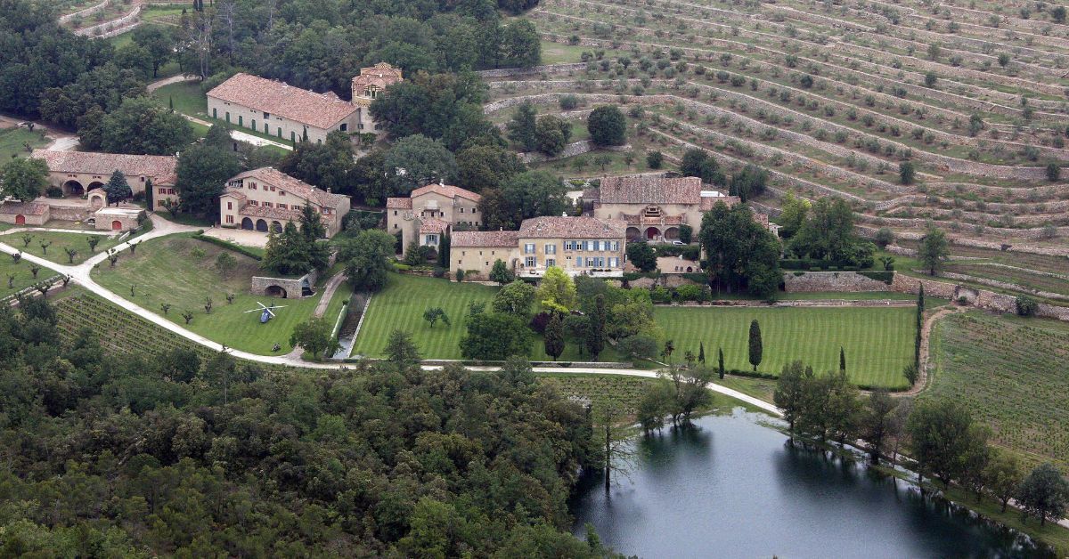 Here's Why Angelina Jolie and Brad Pitt's Real Estate Portfolio Was ...