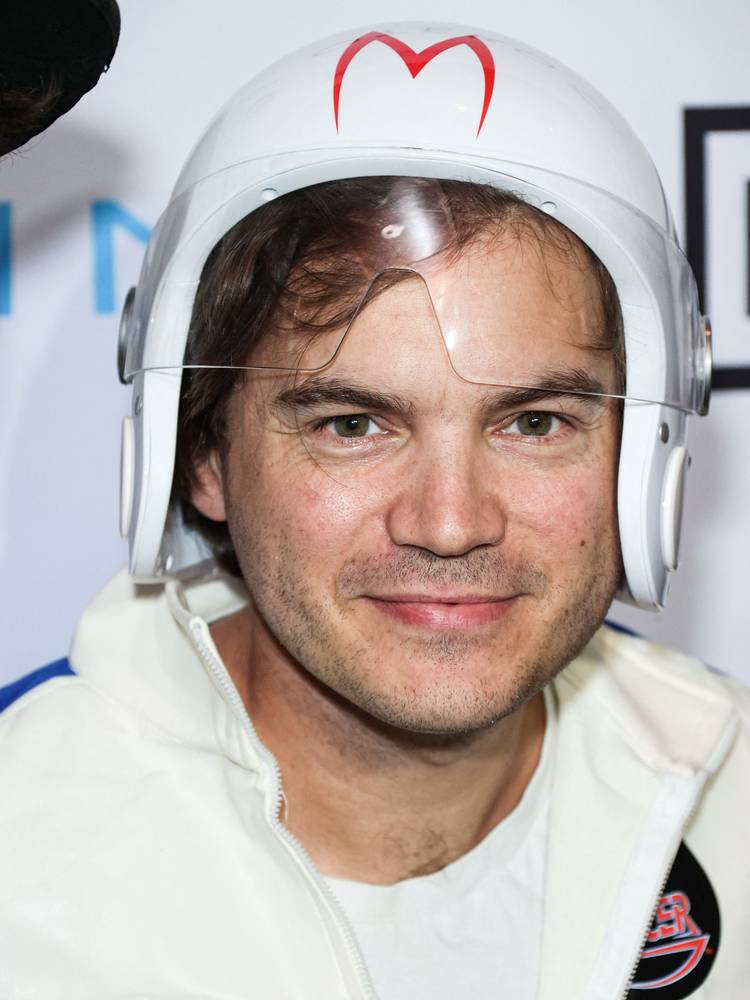 Emile Hirsch Fired His Agent After It Was Revealed That He Was The ...