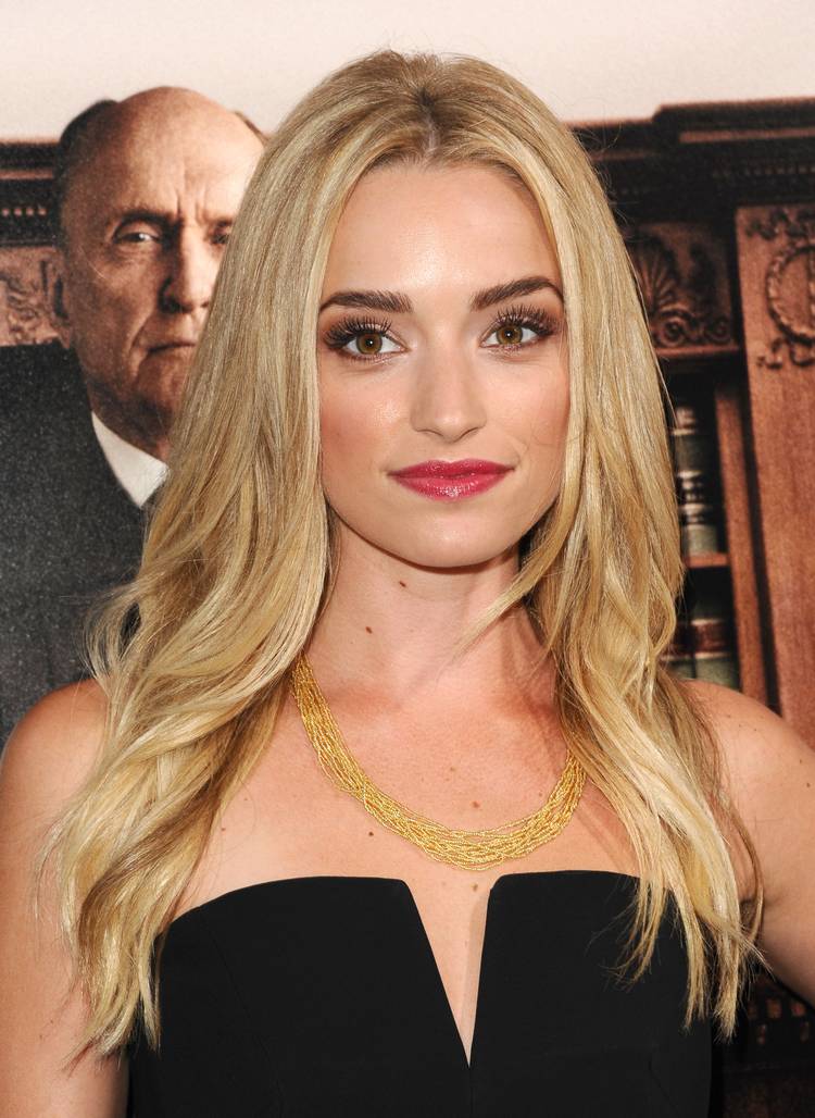 Brianne Howey's Guest Role On 90210 Wasn't One To Remember, According ...