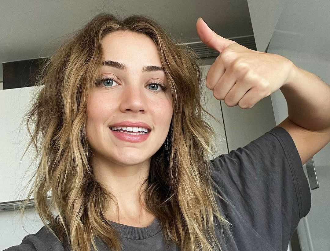 The Cast Of Netflix's One Piece, Ranked By Net Worth