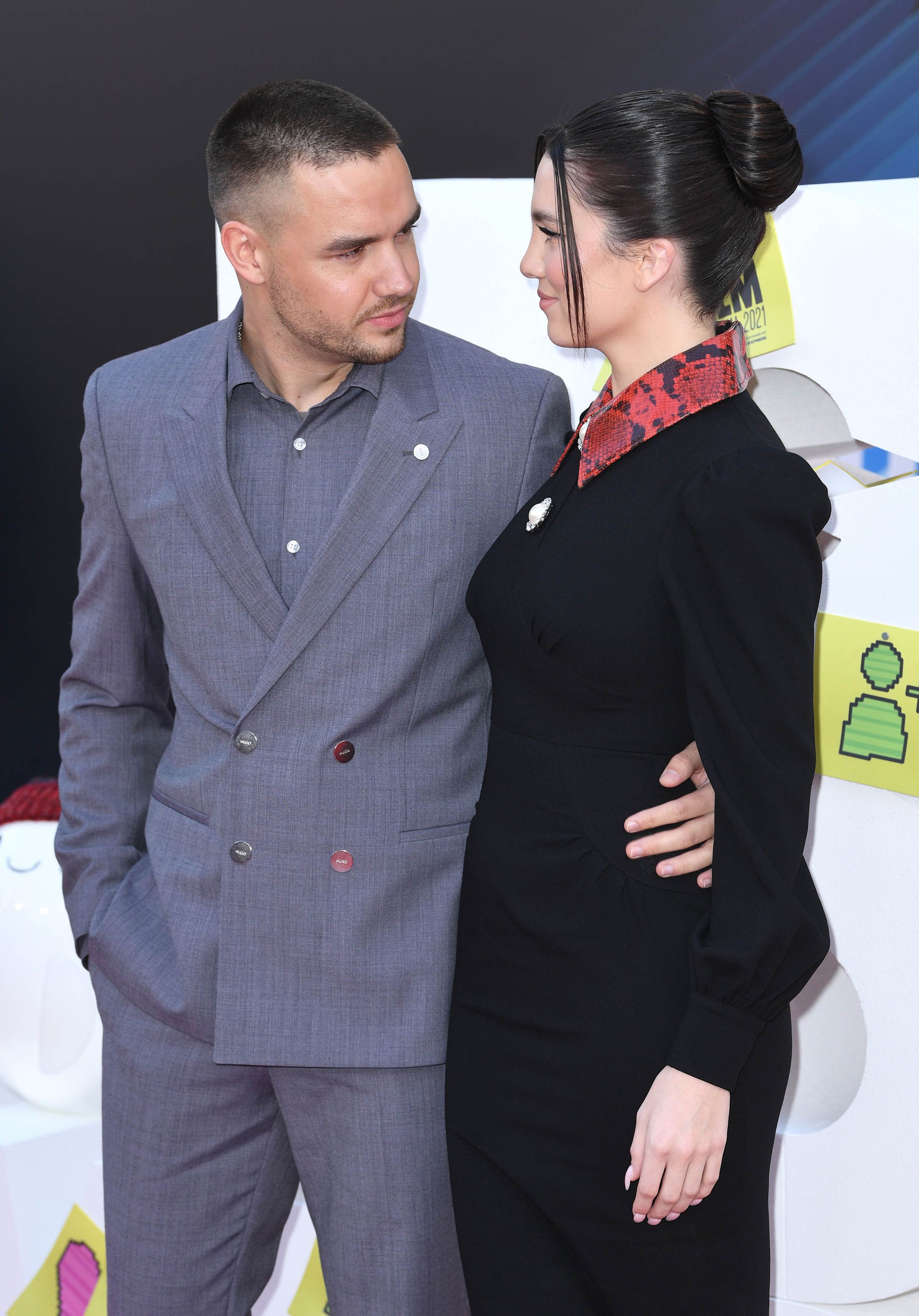 Liam Payne Dated And Was Later Engaged To A Fan That He Met At A Meet ...