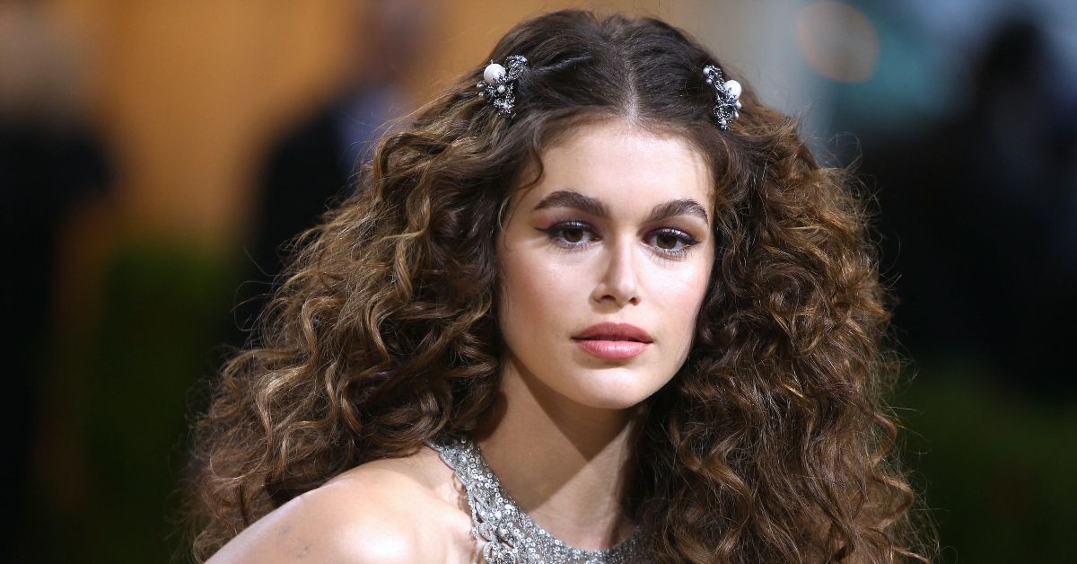 Fans Don't Care That Kaia Gerber Is A Nepo Baby, But They Wish She'd ...