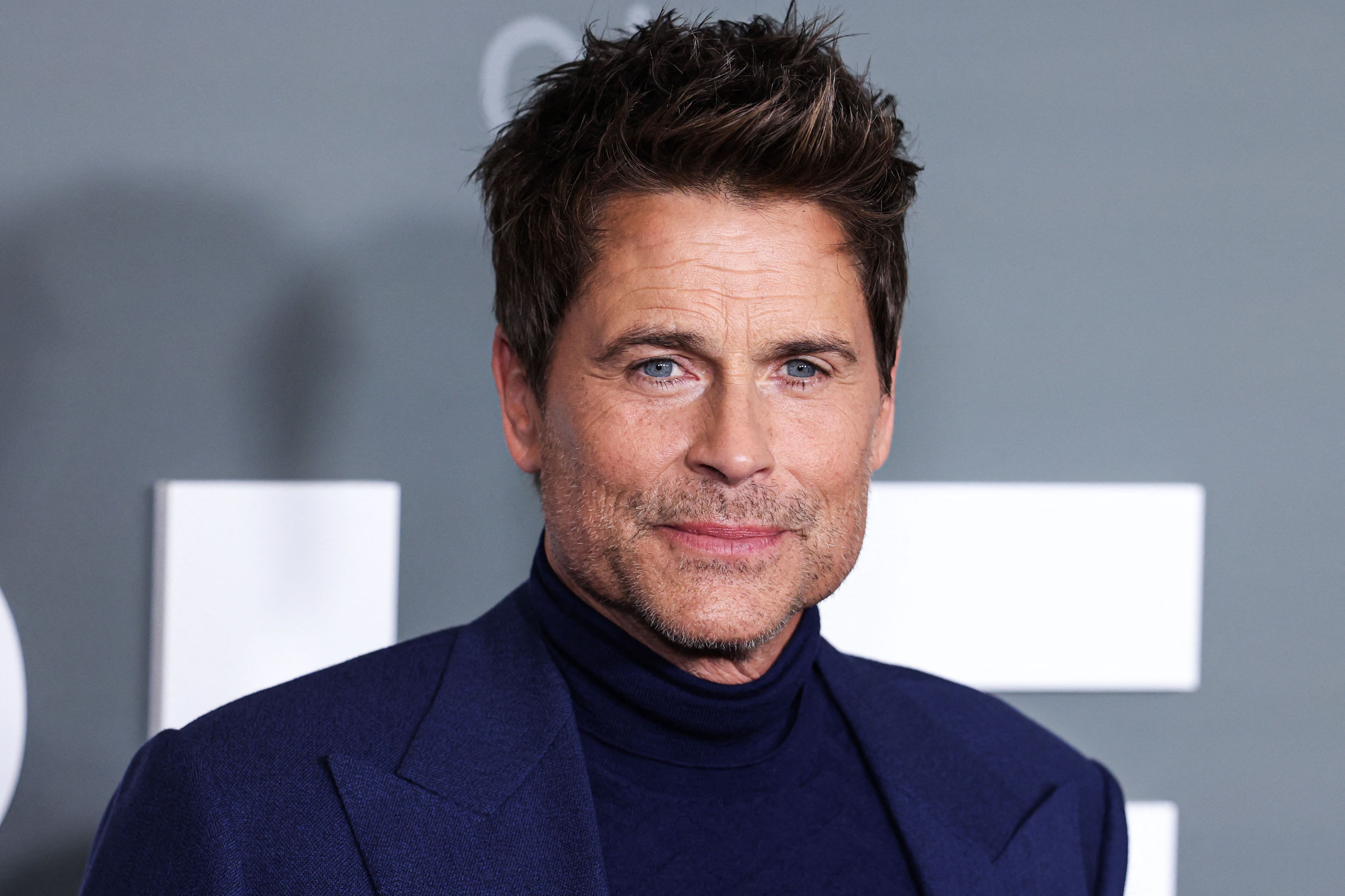 Prior To Stepping Foot In The Playboy Mansion, Rob Lowe Revealed He ...