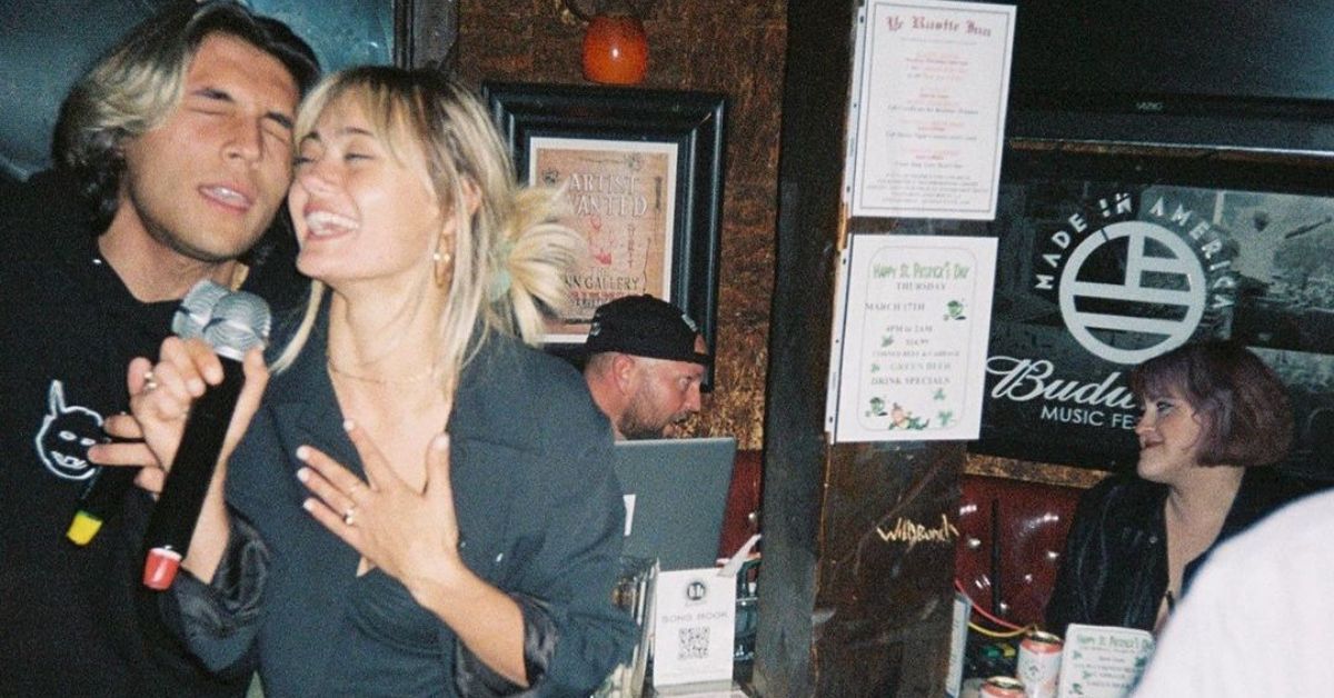 YellowJackets Star Ella Purnell's Relationship With Max Bennet Is ...