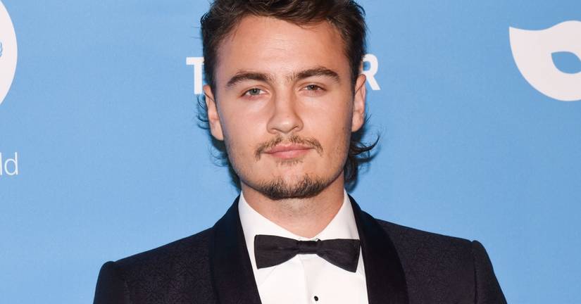 Brandon Thomas Lee Isn’t Nearly As Rich As His Mother Pamela Anderson ...