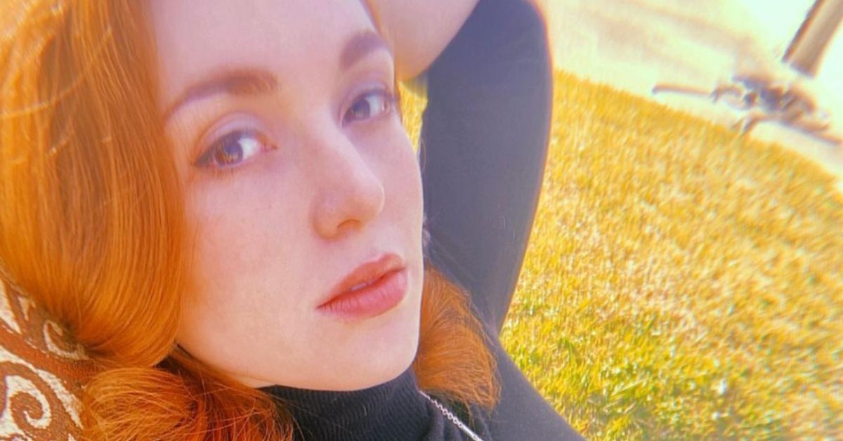 Wizards Of Waverly Place Star Jennifer Stone's Instagram Reveals The ...