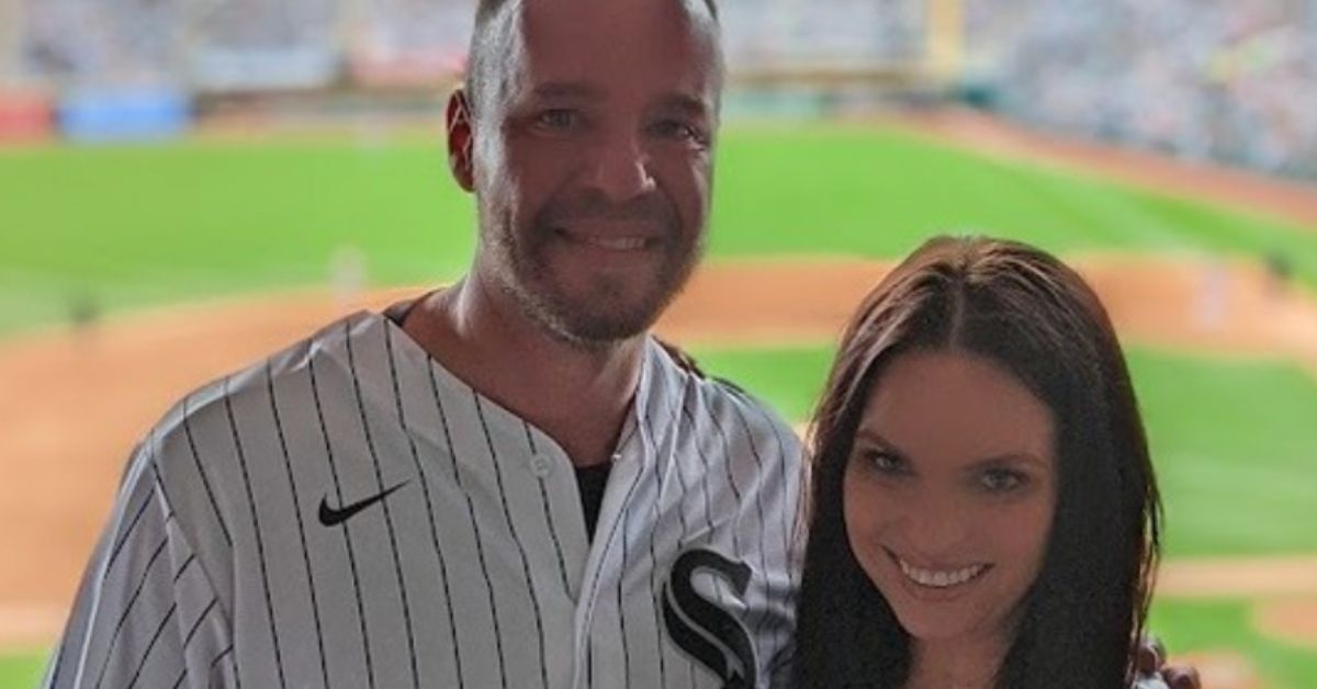 Love Is Blind's Nick Thompson And Danielle Ruhl Are Living Very ...