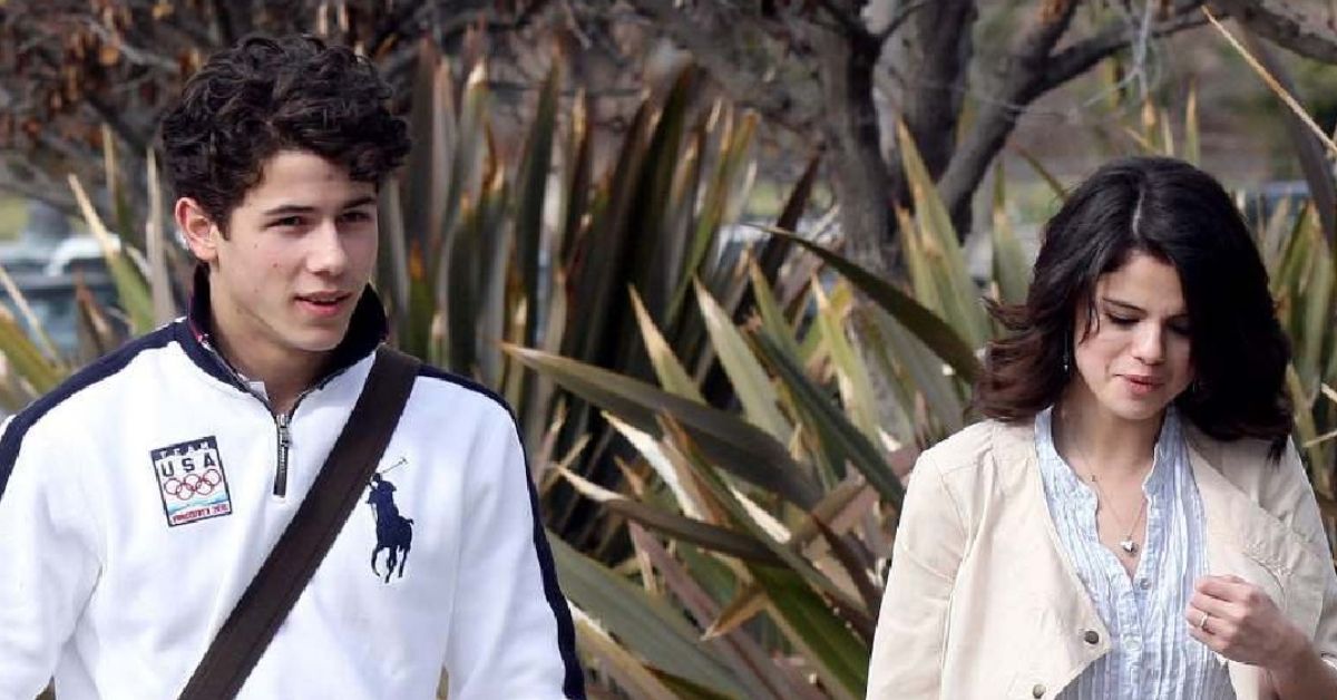 Selena Gomez's First Kiss With Dylan Sprouse Led To One Of The Worst ...