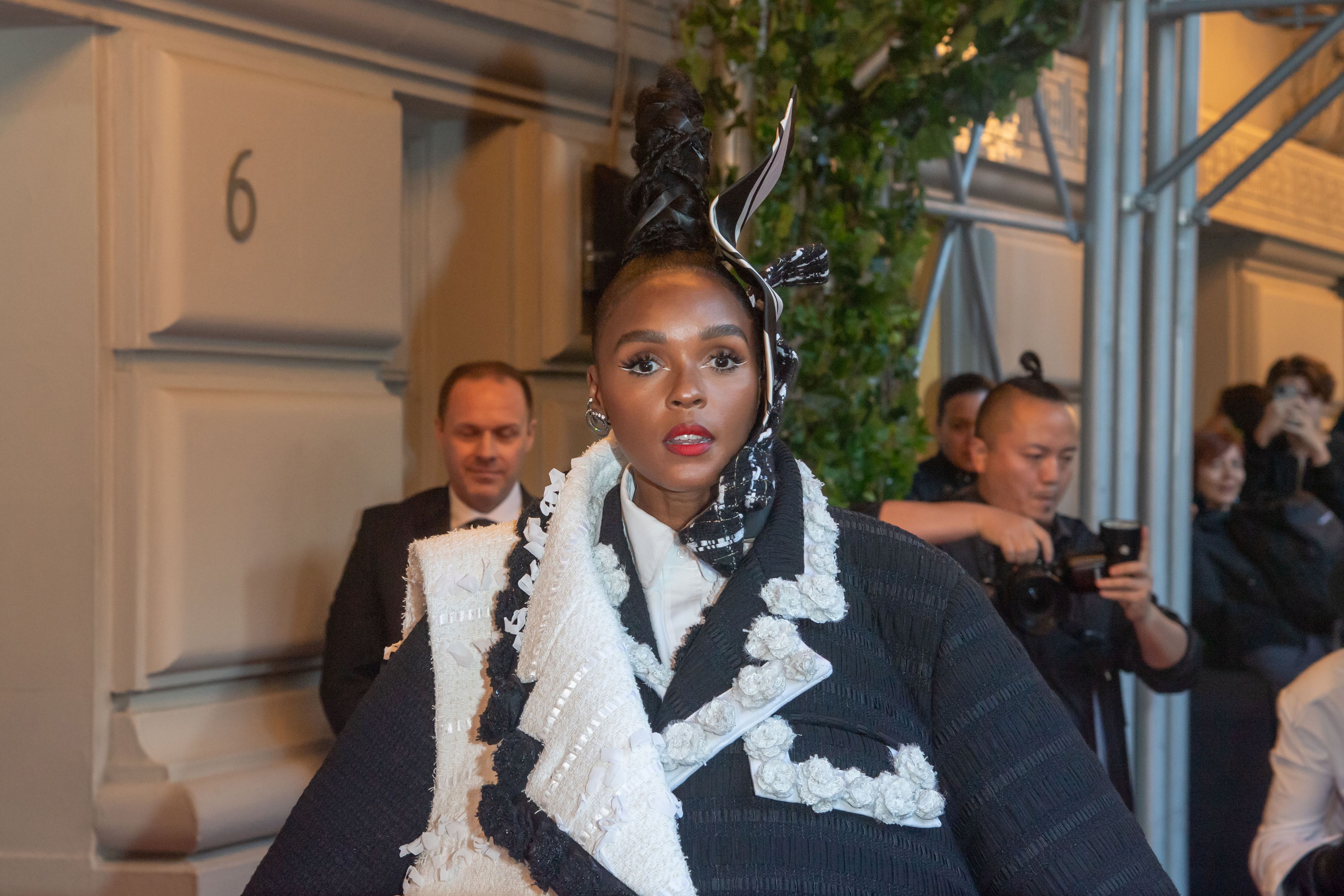 Kylie Jenner Was 'Shut Out' Of Doja Cat's Met Gala Party, Here's What ...