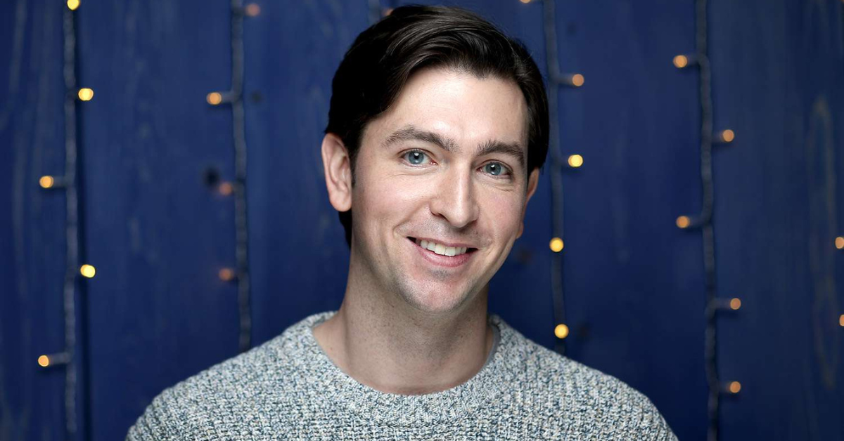 Does The Cast Of Succession Live Nearly As Luxuriously As Their Lovably ...