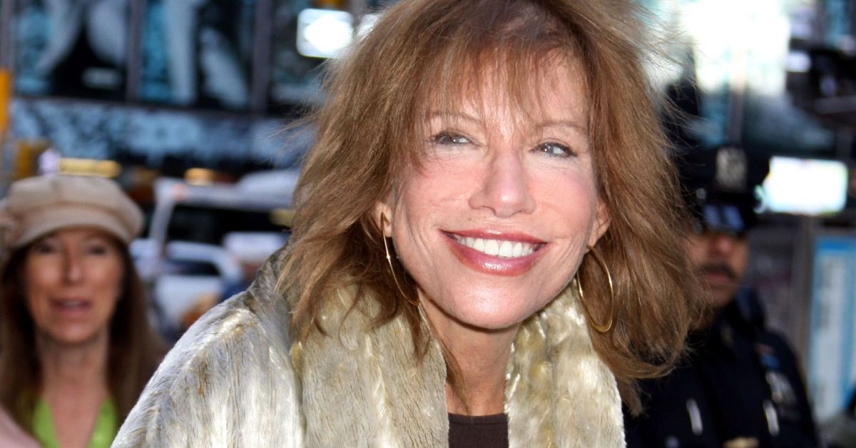 “You’re So Vain” Made Carly Simon Famous, But Did The Beloved And Juicy Tune Earn Her More Money ...