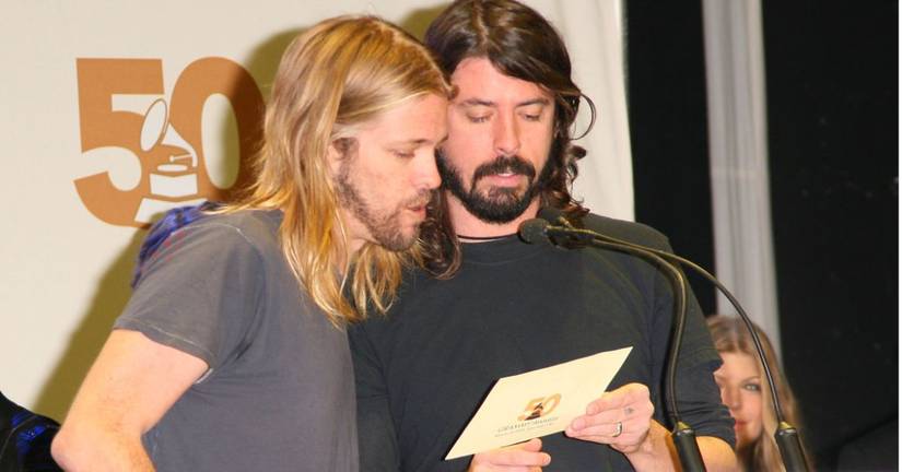The Disastrous Performance That Caused Fans To Boo And Turn On Dave Grohl