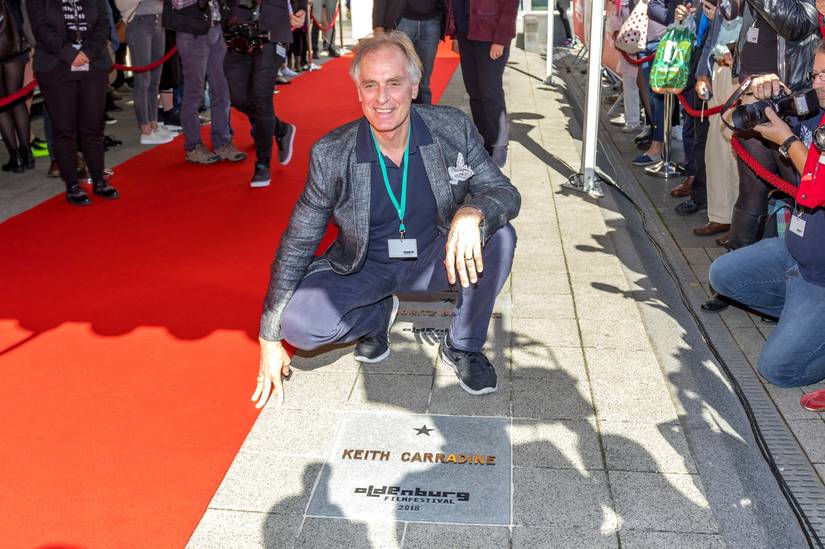 Keith Carradine Played A Minor Roles As Penny's Dad On The Big Bang ...