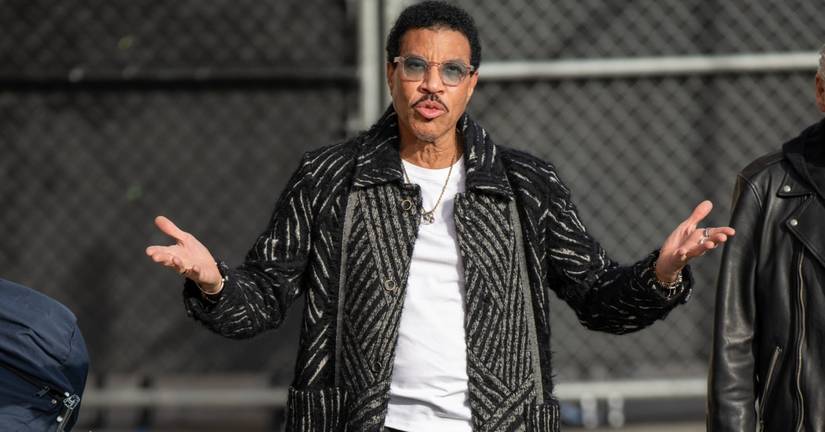 Lionel Richie Was Sued For Plagiarism For Years Creating A Dark Mark On ...