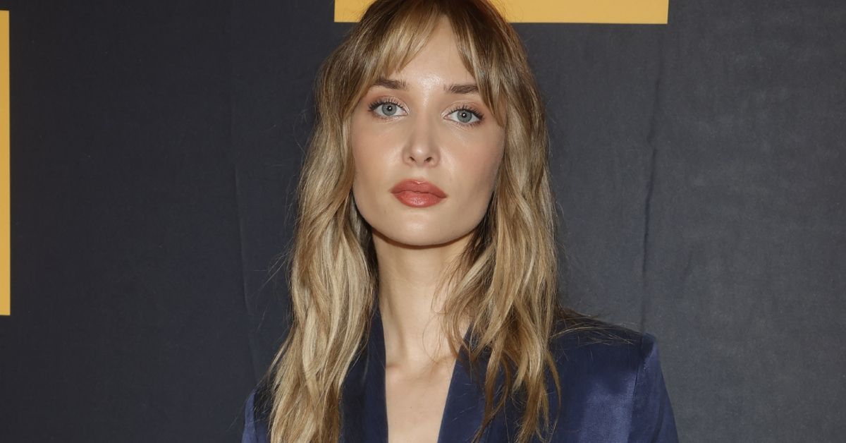 Does Cole Sprouse's Girlfriend Ari Fournier's Net Worth Support The ...