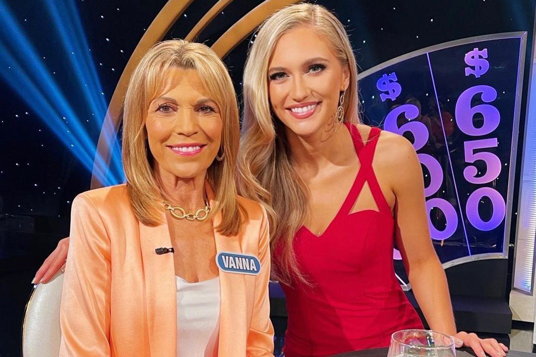 Here's Why Pat Sajak And Lesly Brown's Daughter Stays Out Of The Public Eye