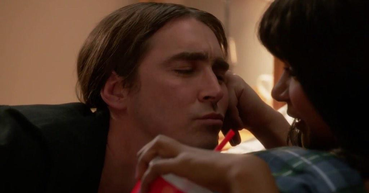 Mindy Kaling Almost Got Sued Out Of Hollywood For An Unscripted Kiss On ...