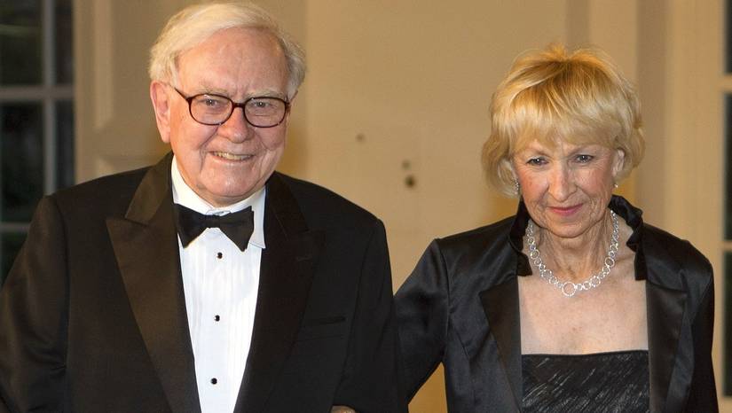 Warren Buffett And His First Wife Had An Unconventional Open Marriage