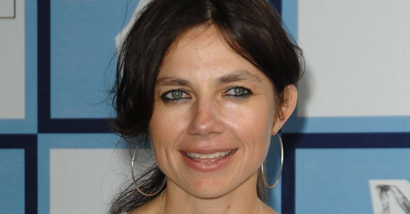 Justine Bateman Completely Changed Her Life After Playing Mallory On ...