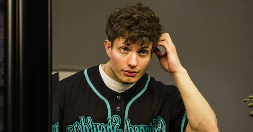 Matt Rife's Fake Teeth May Have Cost Him An Absolute Fortune, Here's ...