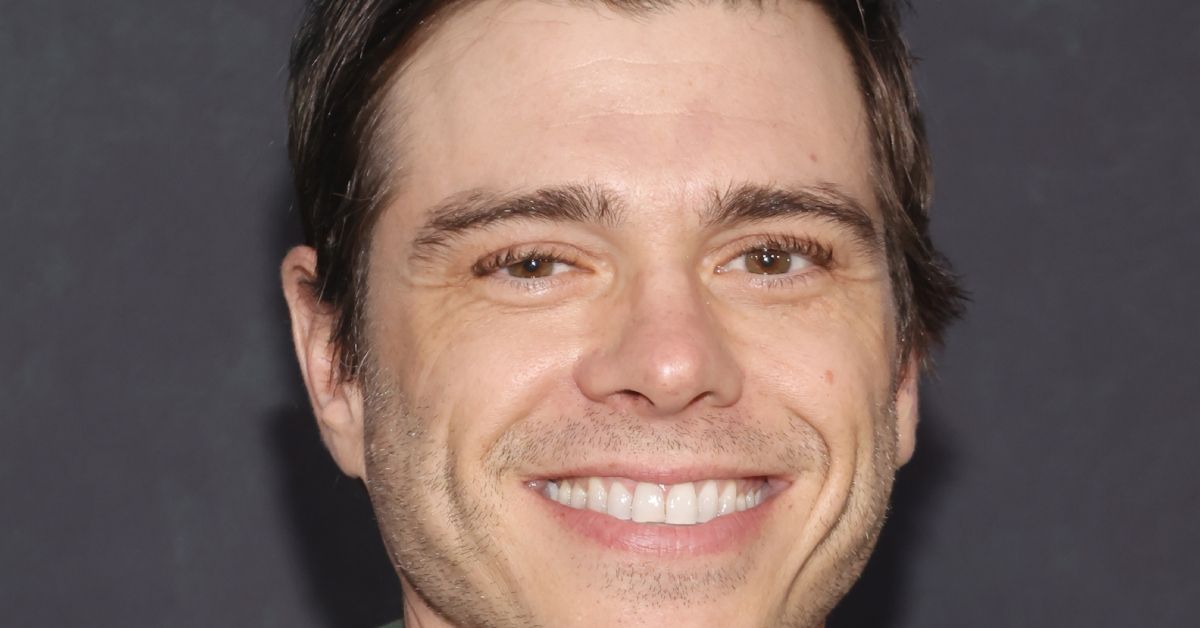 Matthew Lawrence's Net Worth Is Shockingly Low Despite His Success On ...