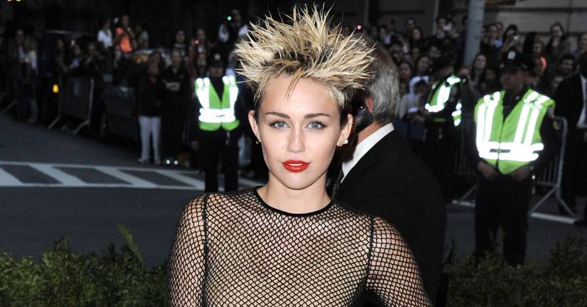 Miley Cyrus Hints That She’ll Never Tour Again As She Admits It’s Bad ...
