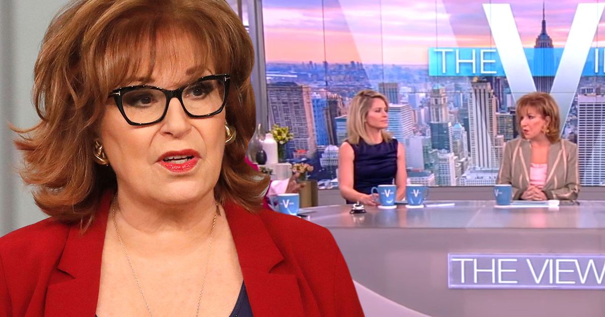 The View's Production Team Unexpectedly Played Wrap-Up Music And Cut To ... The View's Production Team Unexpectedly Played Wrap-Up Music And Cut To ...