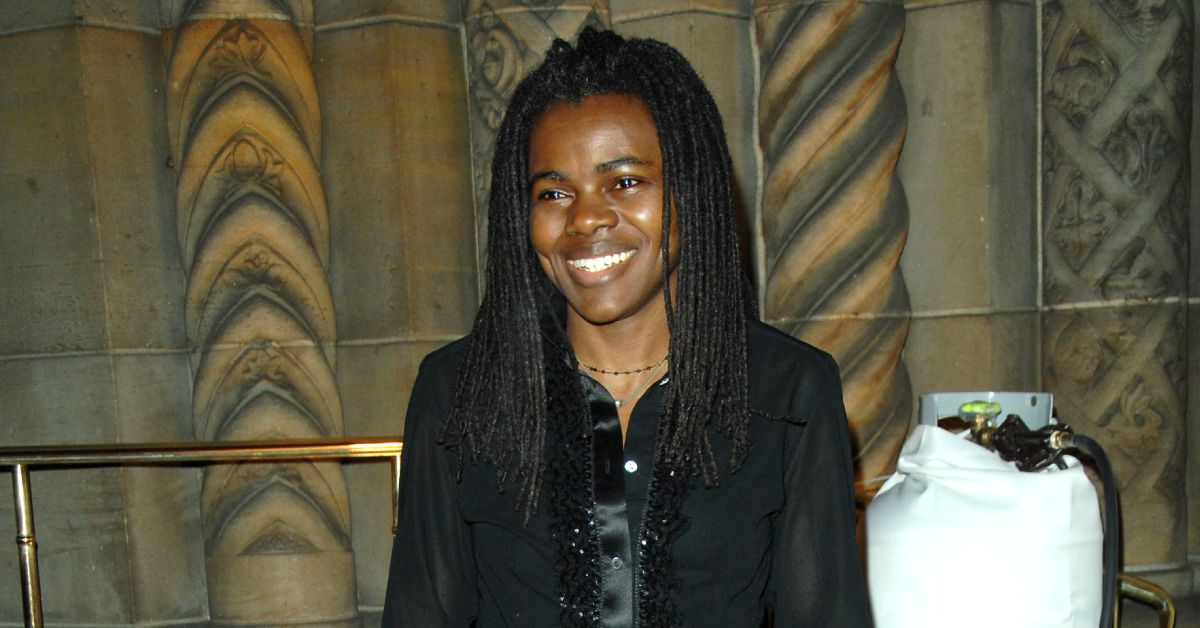 Tracy Chapman's Net Worth Is Surprisingly Low Despite Having One Of The ...