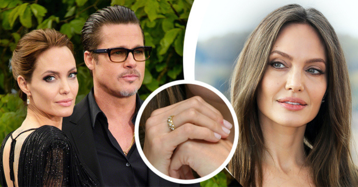 Dave Grohl Finger Tattoo