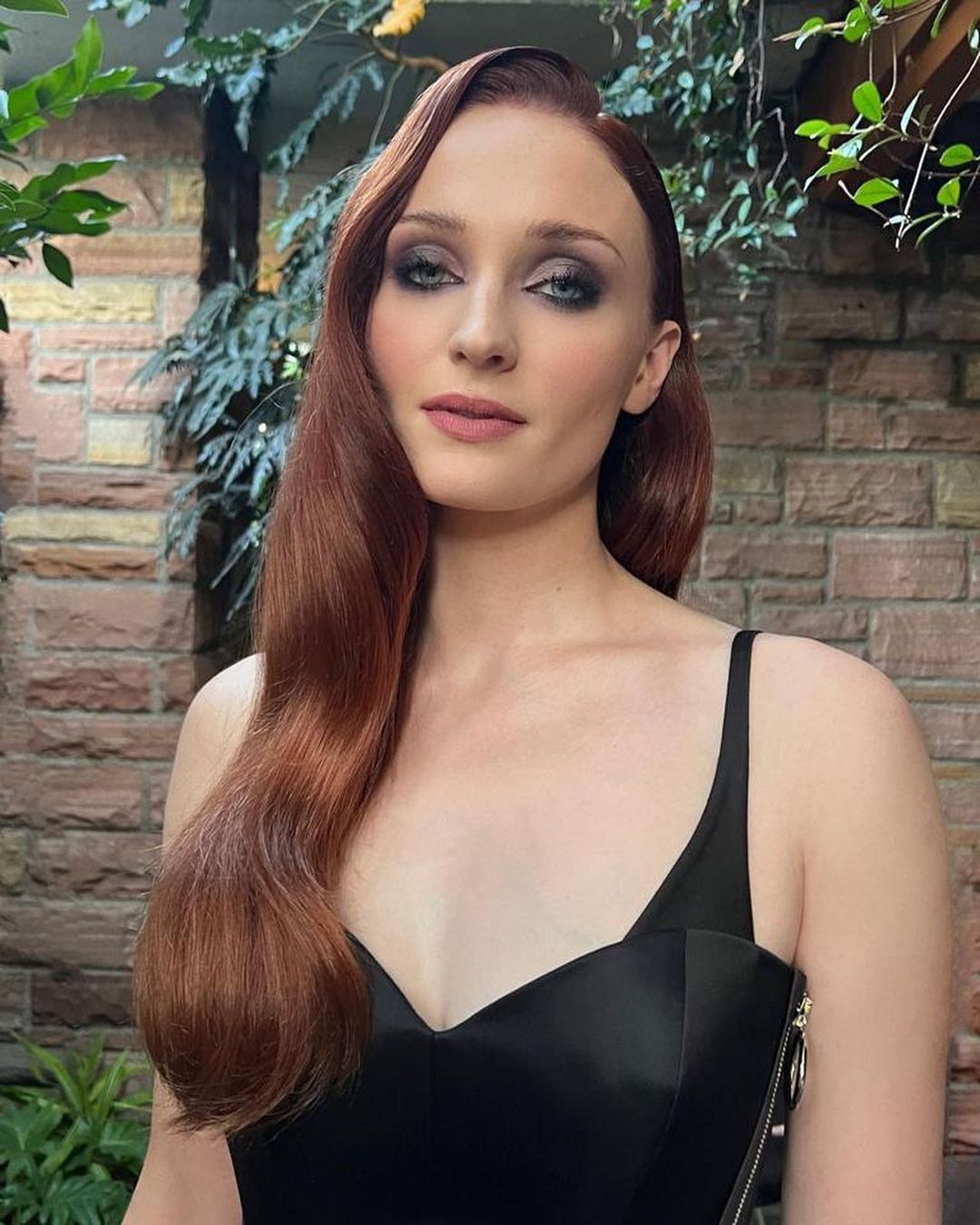 How Sophie Turner Amassed Her 10 Million Net Worth Since Game Of Thrones