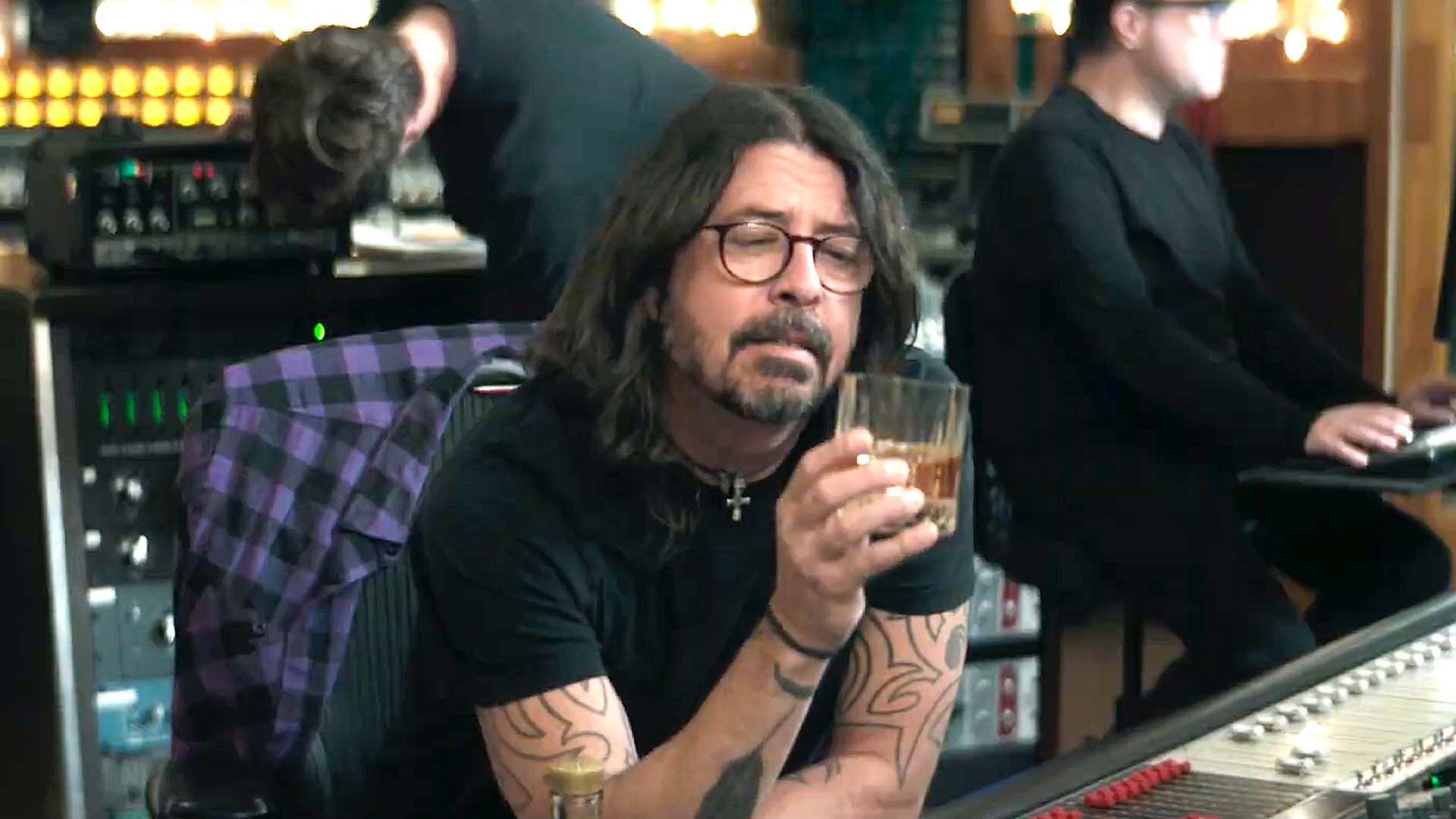 Dave Grohl Probably Didn't Get Paid Much For This Expensive Super Bowl ...
