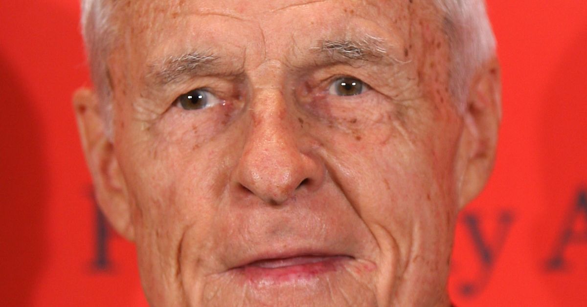 Mary Tyler Moore Had Three Husbands, But Were Any Of Her Marriages ...