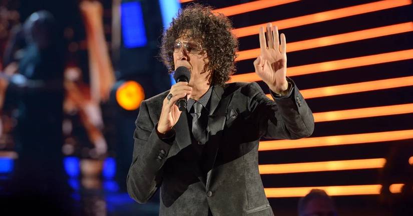 Howard Stern Defended His Wife And Ex-Wife After Bill Maher's Feud ...