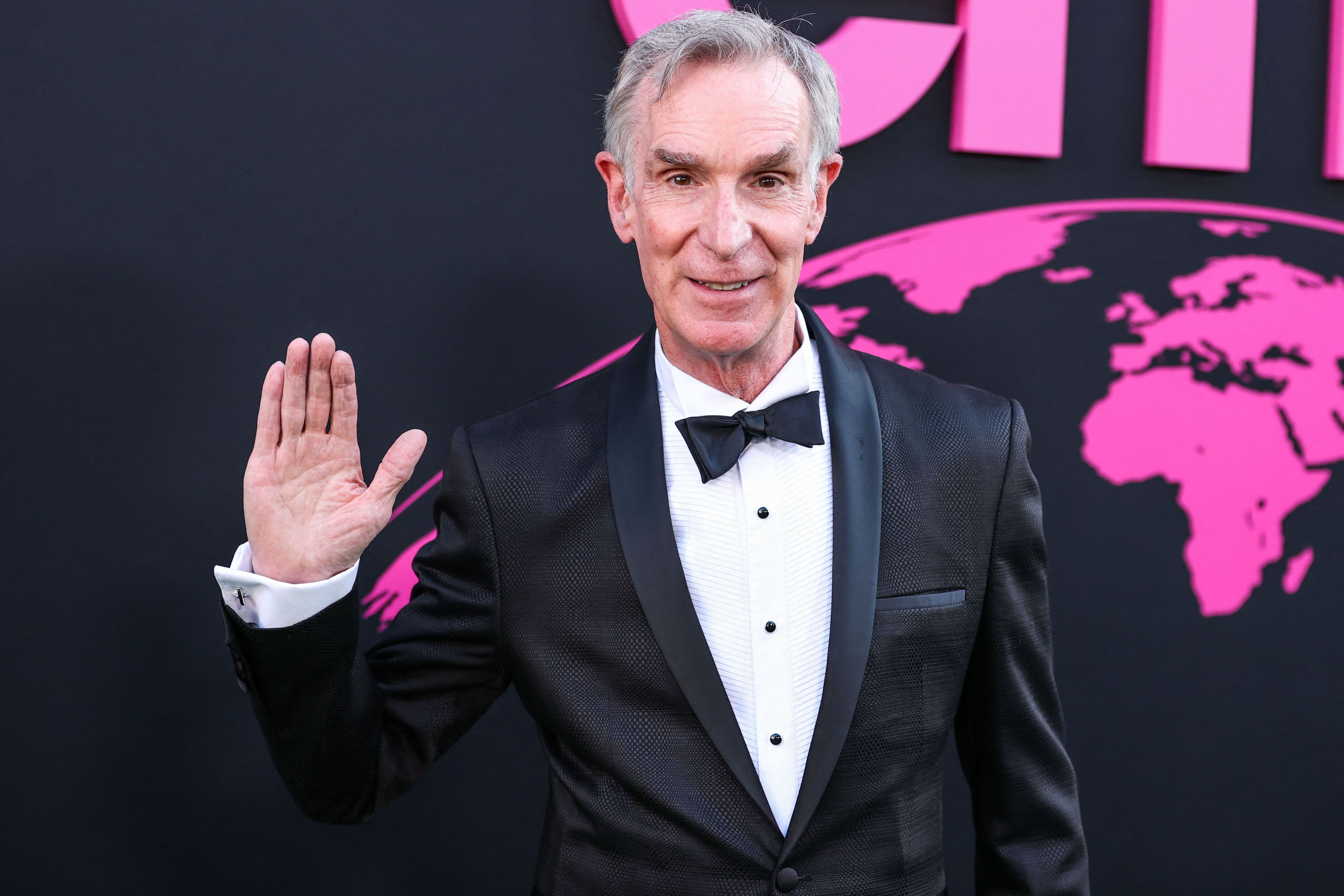 How Bill Nye Really Felt About Working With Bob Newhart On The Big Bang ...