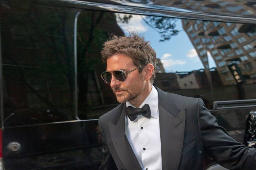 Fans Forget Bradley Cooper Once Had A Secret Relationship With This ...