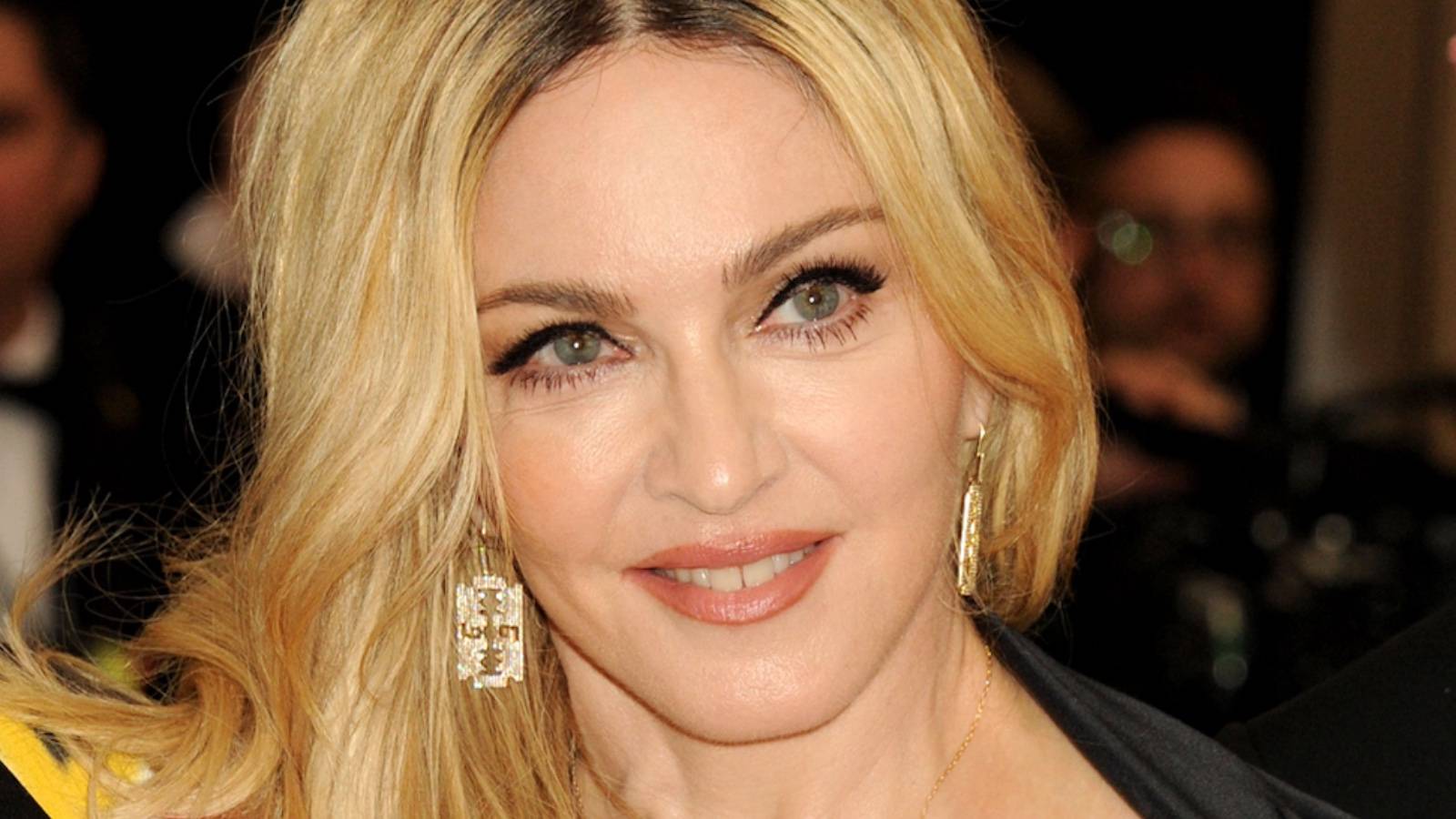 Fans Slam Madonna For Starting ‘Celebration’ Performance Late After She ...