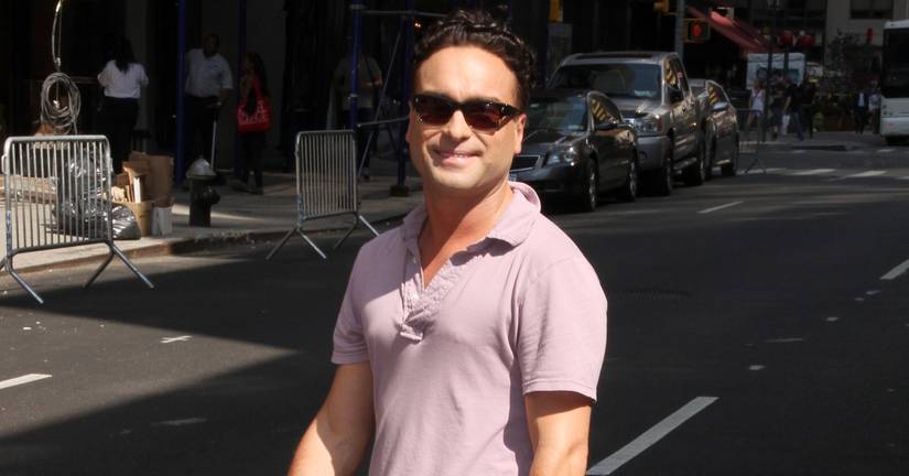 Does Johnny Galecki Get Nervous During Interviews?