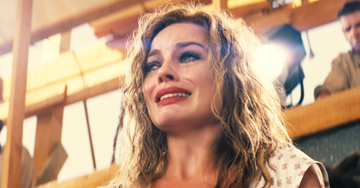 Margot Robbie's Talent To Cry On The Spot Had An Interviewer Completely ...