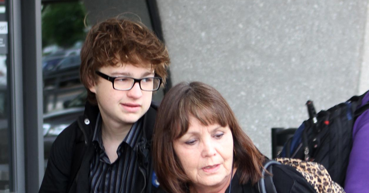 Angus T. Jones' Parent Wisely Stayed Out Of The Spotlight During His ...