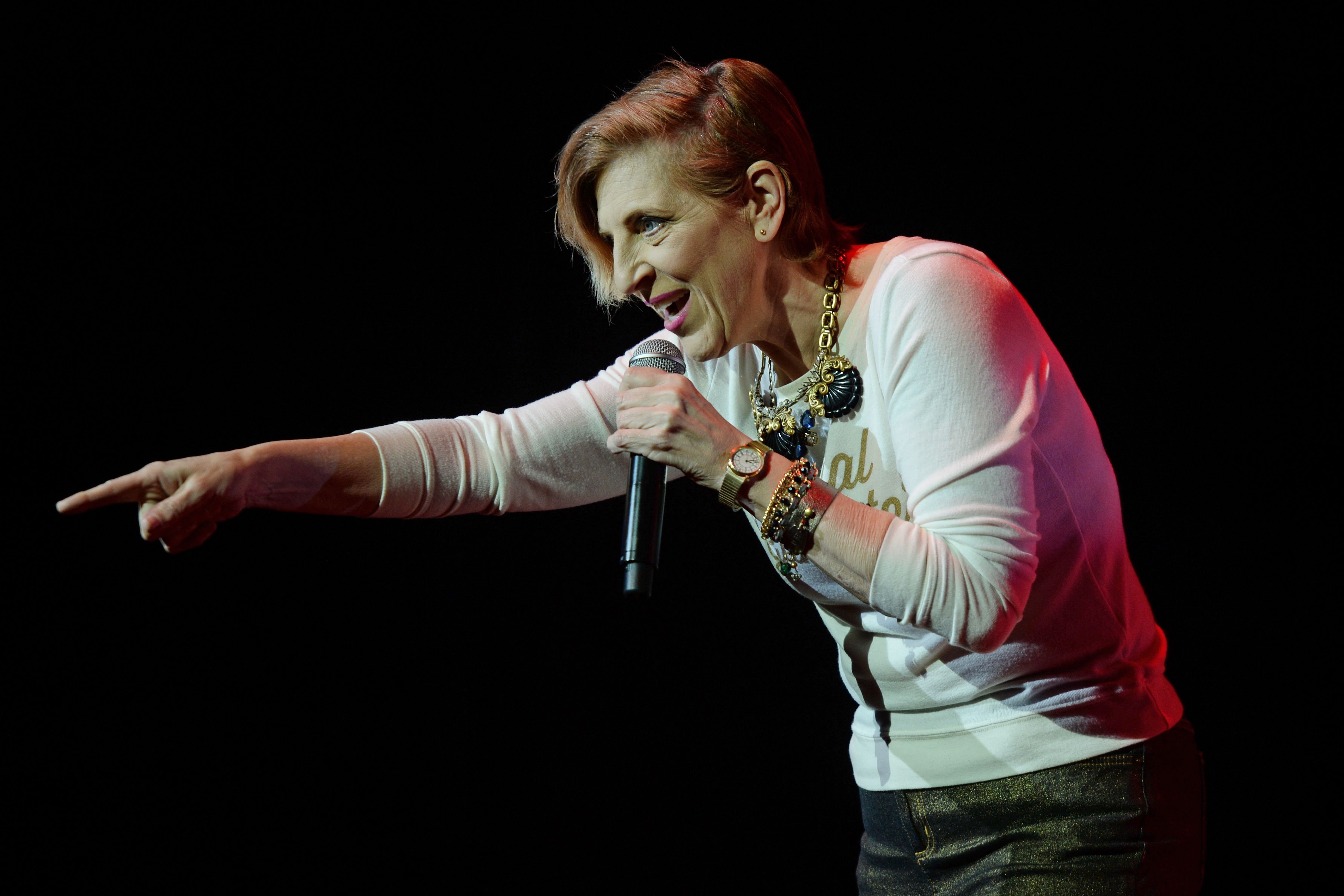 Comedian Lisa Lampanelli Completely Lost It After She Was Offered Money ...